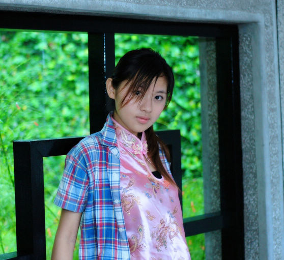 16岁的初中女孩写真 - 瑞星卡卡安全论坛bbs.ikaka.com